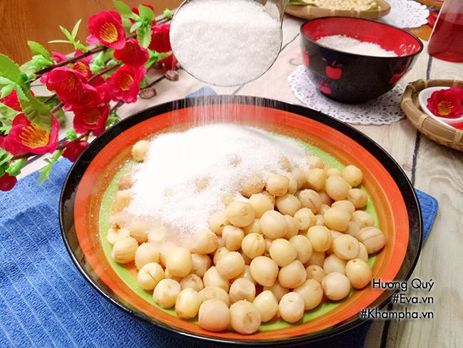 Cách làm mứt hạt sen thơm ngon, ngọt ngào hương vị truyền thống
