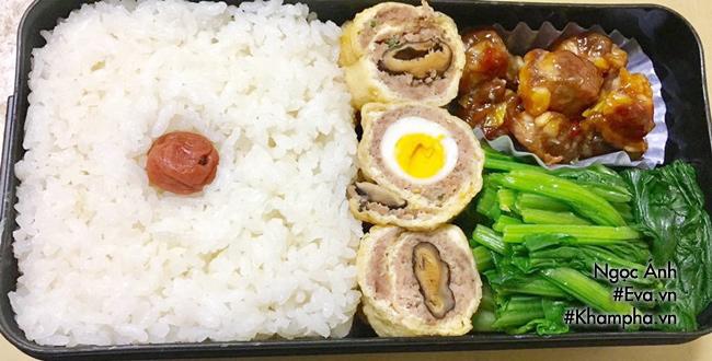Cơm bento kiểu Việt của anh chồng được vợ làm mang đi ăn trưa