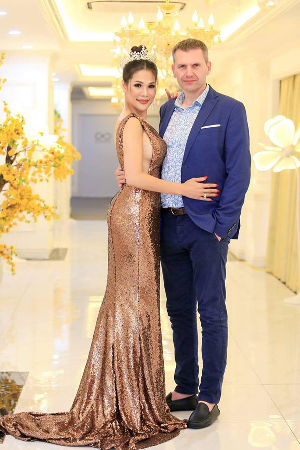 Hoa khôi Hương Hoàng: "Chắc nhiều người nghĩ tôi khùng”