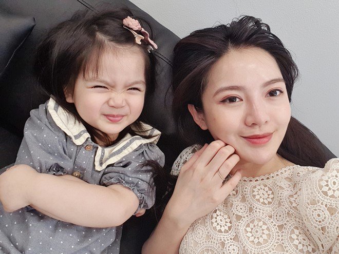 Diện mạo xinh như thiên thần của con gái MC-BTV Tú Linh làm cộng đồng ...