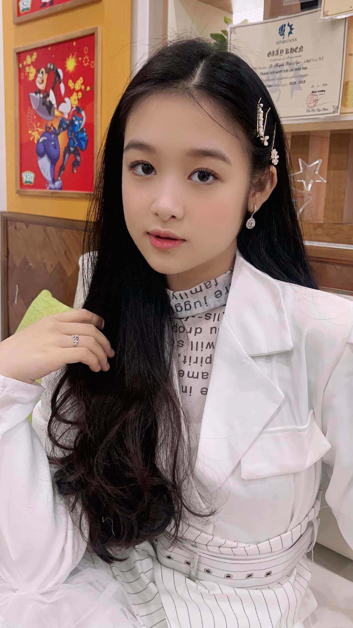 Hoa khôi nhí Cần Thơ được chủ tịch Miss Grand theo dõi, tương lai vươn ...