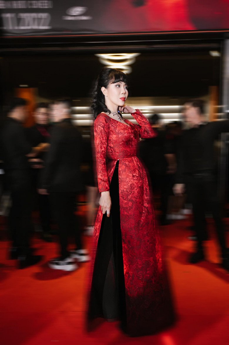 Trác Thúy Miêu nói chuyện phụ nữ mặc đồ bộ và trà xanh, chị em bỉm sữa ...