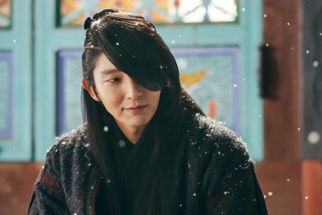 40 xuân xanh vẫn né thần Cupid, loạt tài tử giai nhân bị các fan giục mau lên xe hoa