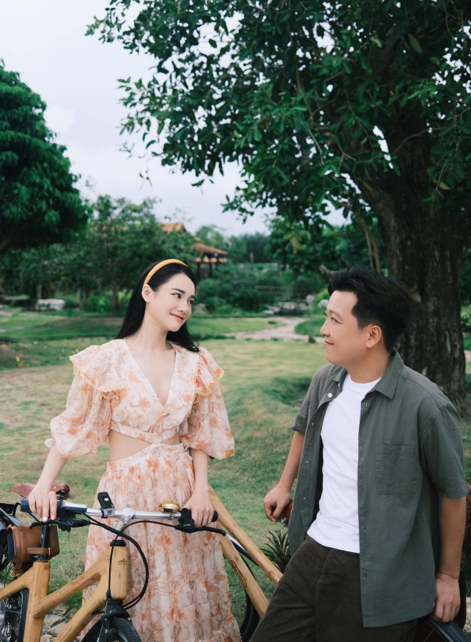 Bị khán giả đòi thay thế trên sóng truyền hình, Nhã Phương phân trần ...