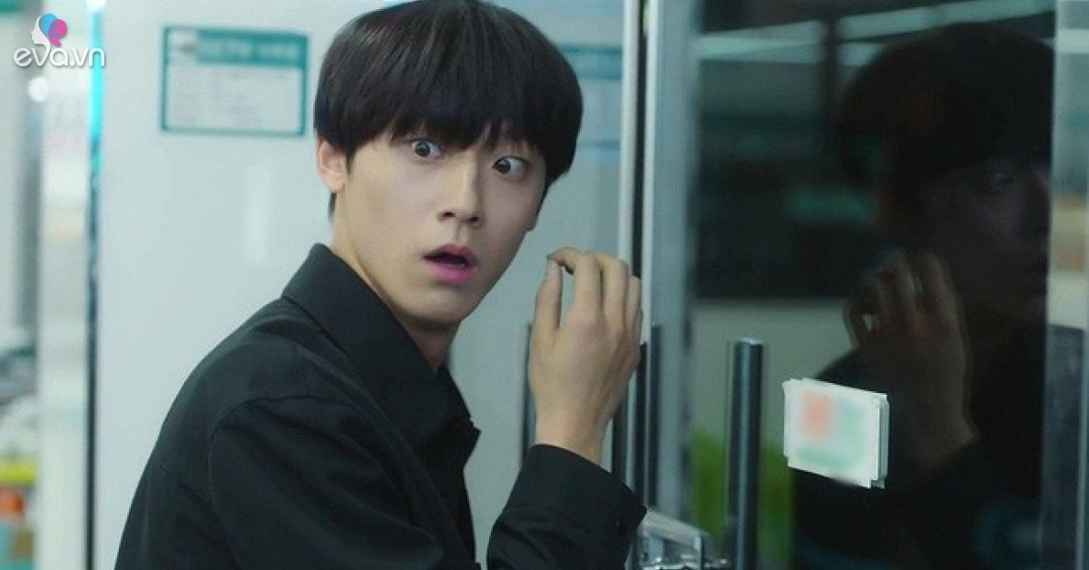 Lén lấy 50 triệu cho anh trai vay, mở két thấy món đồ vợ để cạnh xấp ...