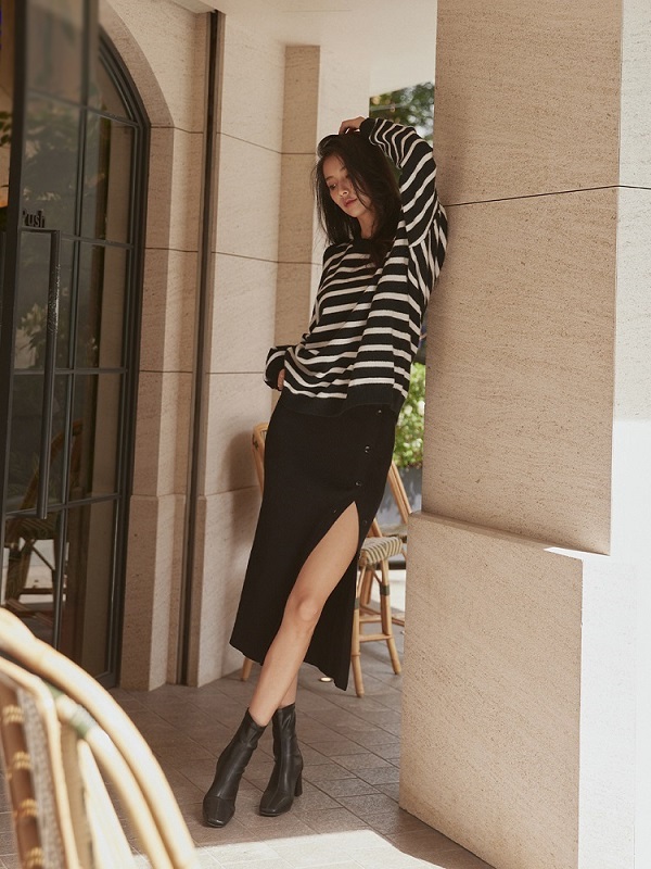 Phụ nữ U30 - U40 tích cực diện 4 món đồ màu đen này là auto trẻ trung, không lo bị gọi là "bà thím”