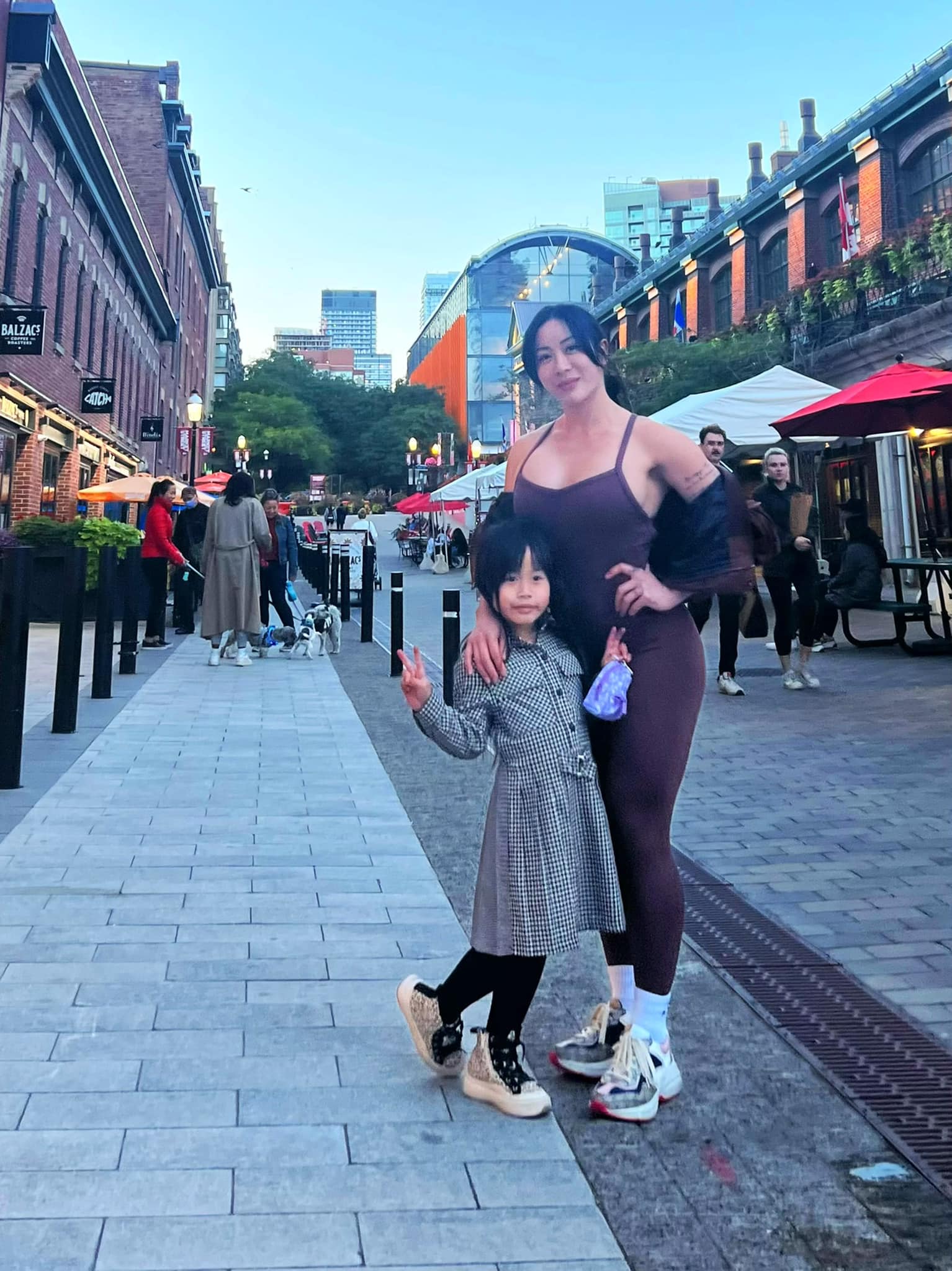 Huyền thoại thể hình Việt Nam-Ted Roxy: Trong nước là quý cô ngoại cỡ ...