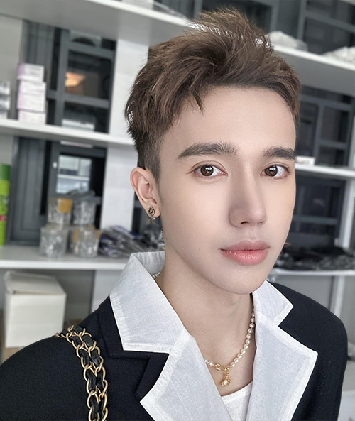 Henry Trần: Tôi muốn xây dựng cộng đồng makeup ở Việt Nam tốt hơn!