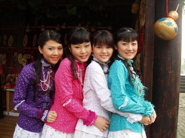 Ca sĩ 9X lấy chồng giàu đã 71 tuổi: Là tình yêu chân thành hay vì tiền ...