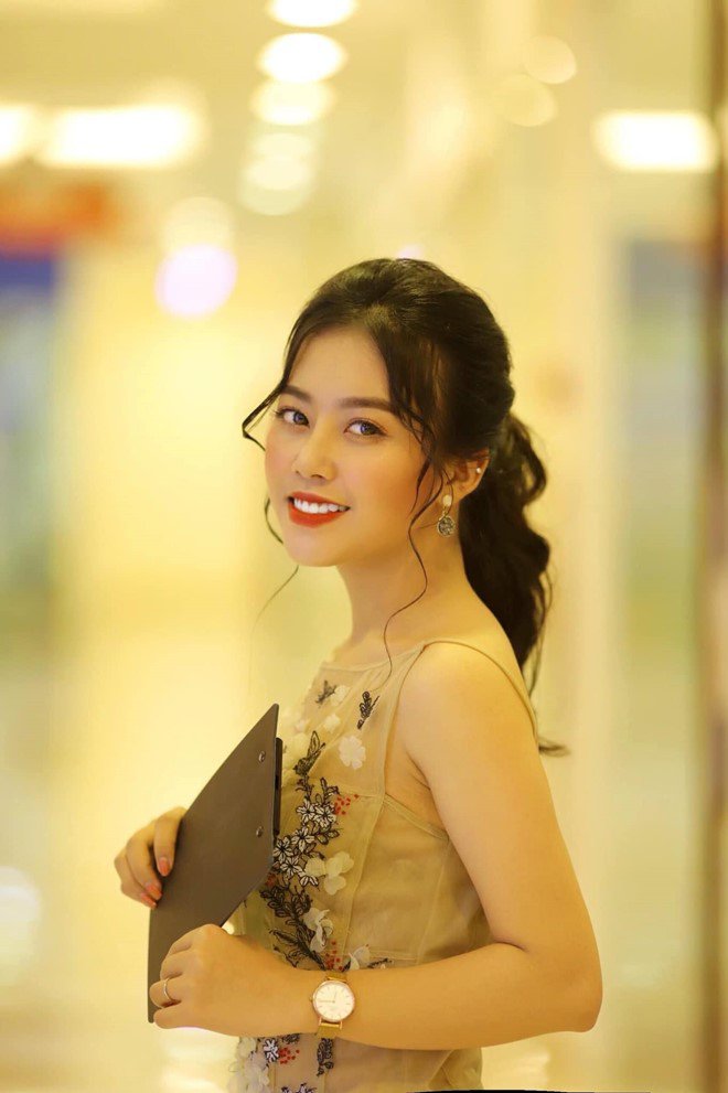 BTV VTV xinh đẹp vướng rắc rối, bị tấn công vì 2 chi tiết giống cô gái ...