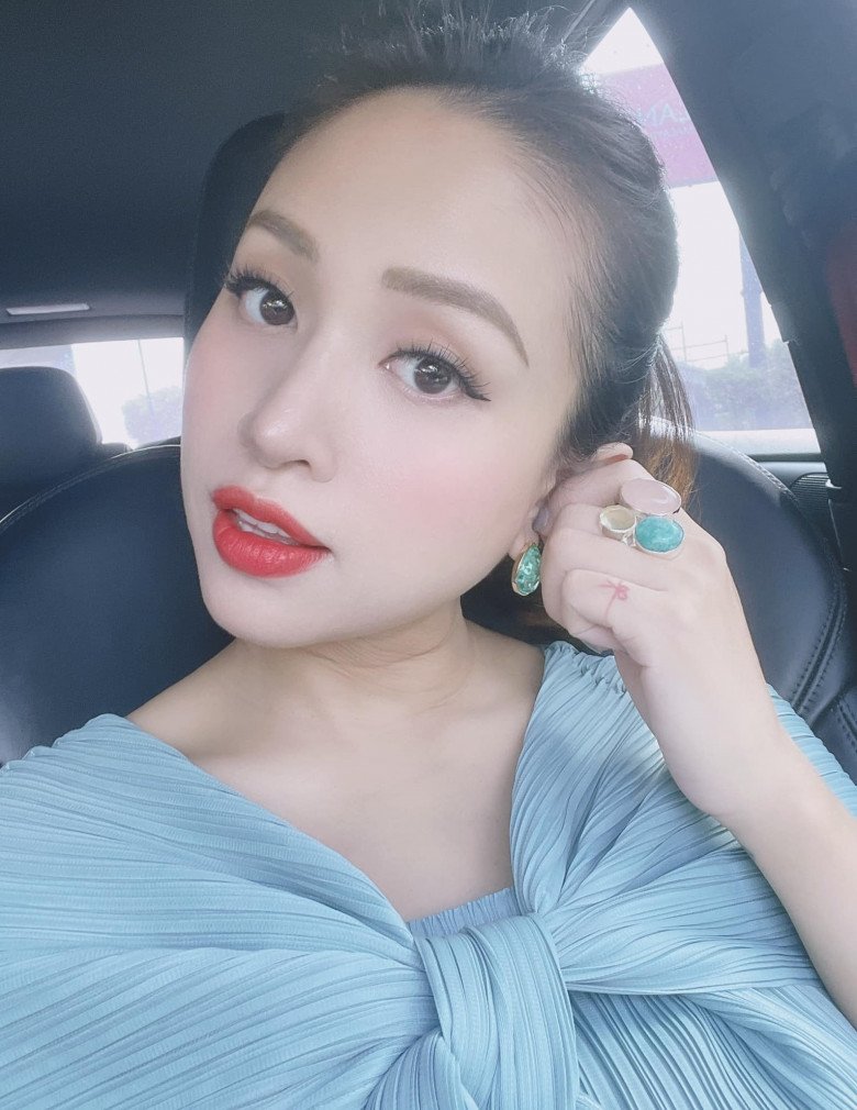 Bầu tháng cuối nặng nề, Vân Hugo háo hức chuẩn bị đồ cho con thứ 2