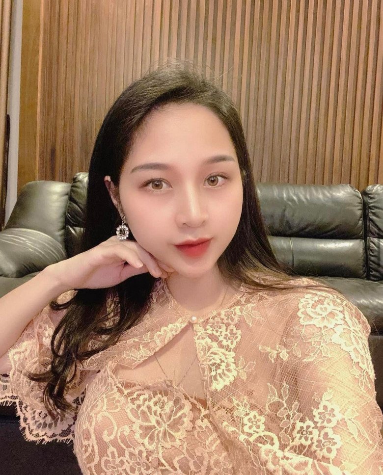 Gái xinh Tây Bắc bán thịt trâu là CEO, làm mẹ 1 con mà đường cong trập trùng, U35 vẫn được trai ...