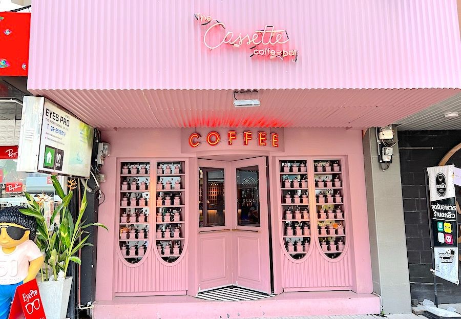 Địa điểm check-in không thể bỏ qua: 5 quán café sống ảo đẹp nhất Bangkok