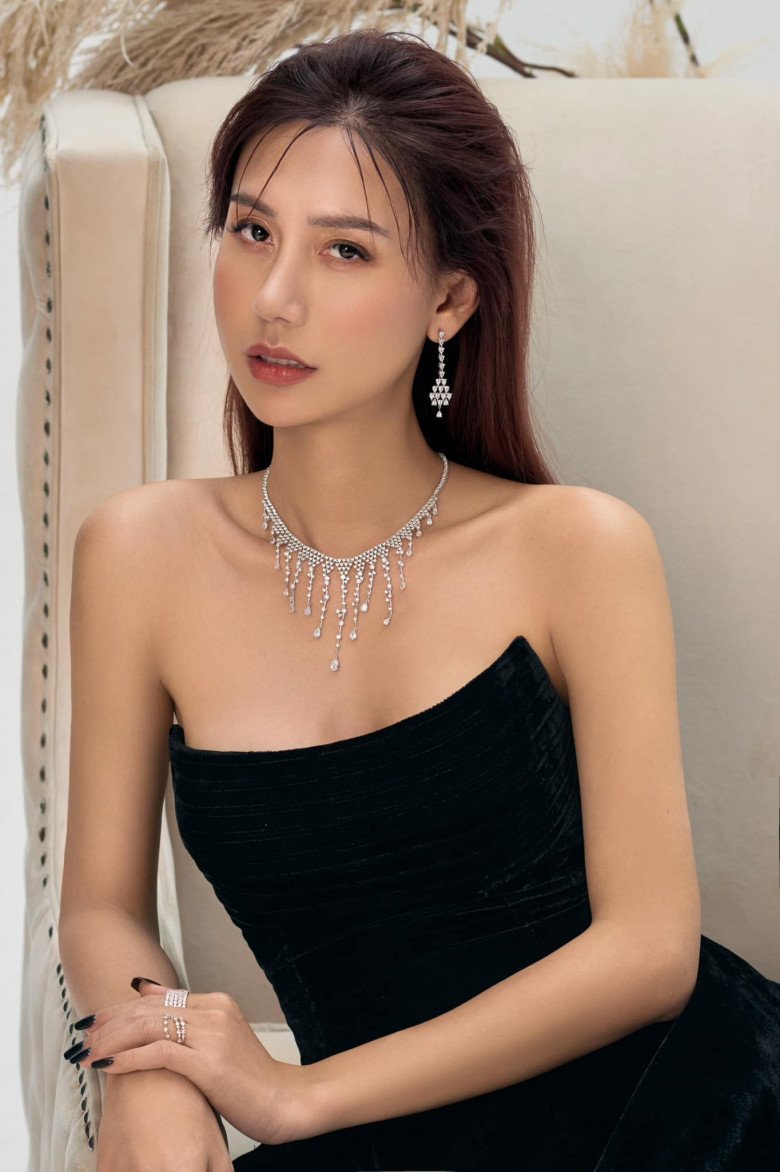 Lynk Lee lần đầu xác nhận có bạn trai hậu chuyển giới và sau 33 năm chưa một mảnh tình vắt vai