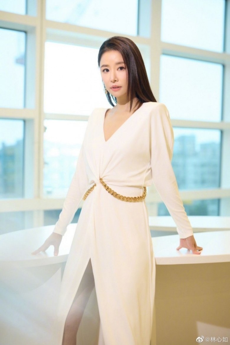 Từng là ngọc nữ màn ảnh, Lâm Tâm Như giờ làm gì, nói gì cũng gây ồn ào, còn bị mắng