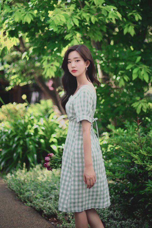 Lâu lâu tái xuất một lần, Thuỷ Tiên khiến fan mê mệt vì vẻ ngoài hệt ...