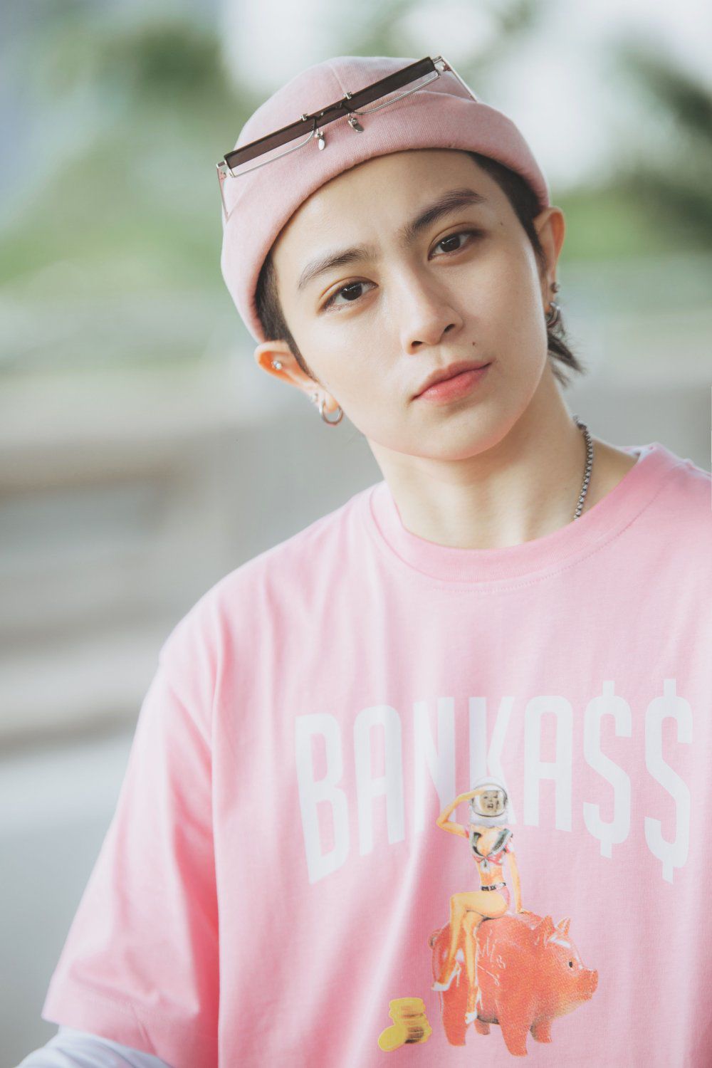 Quên bí mật chuyện tình ái của Gil Lê đi, giờ cô làm khán giả rần rần ...