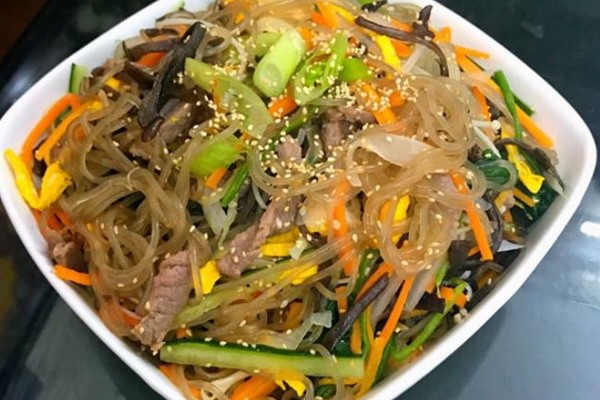 4 cách làm miến xào cực ngon vừa miệng không bị nát - Bếp Eva