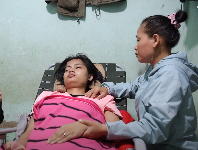 Người mẫu Châu Kim Sang nằm liệt giường vì ung thư giai đoạn cuối, không thể viết tiếp giấc mơ ...