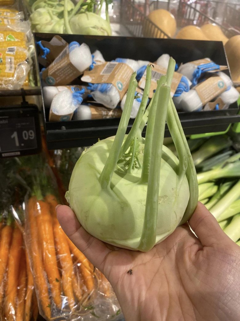 Thu Phượng rớt nước mắt khi tìm được chai nước mắm ở quê chồng, bố ...