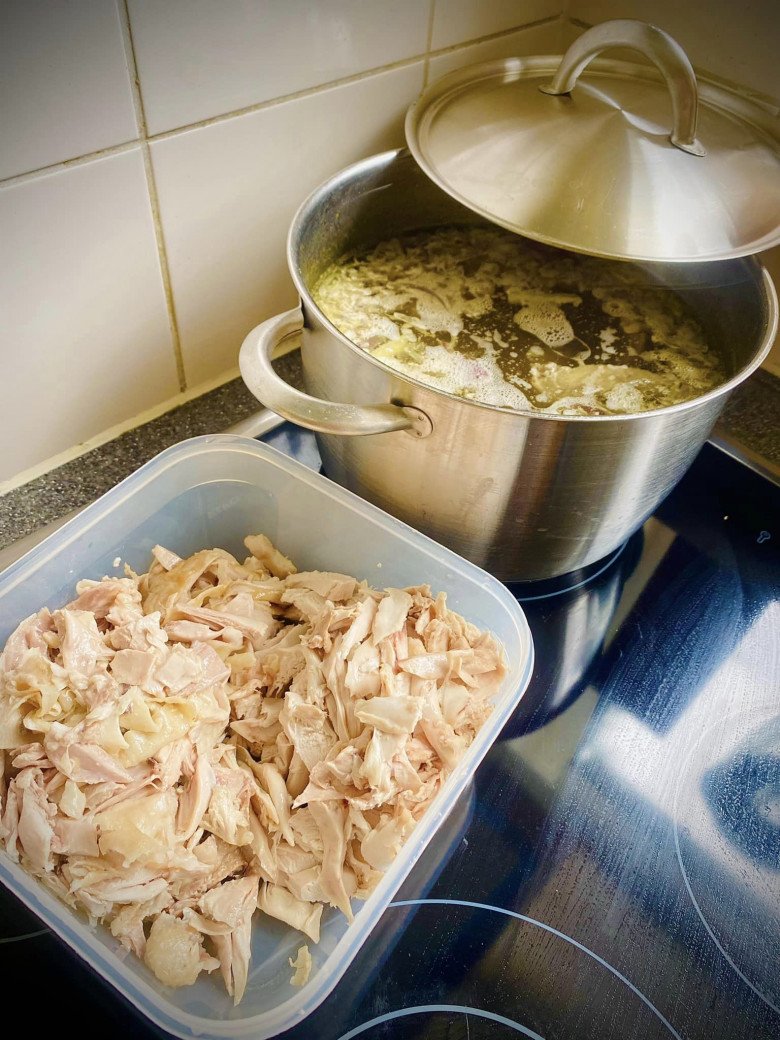 Thu Phượng rớt nước mắt khi tìm được chai nước mắm ở quê chồng, bố ...