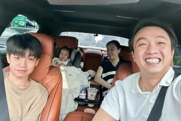 Dân tình bắt gặp cảnh đại gia Cường Đôla quần đùi dép lê và con gái Suchin vô tư nhảy lắc hông ...