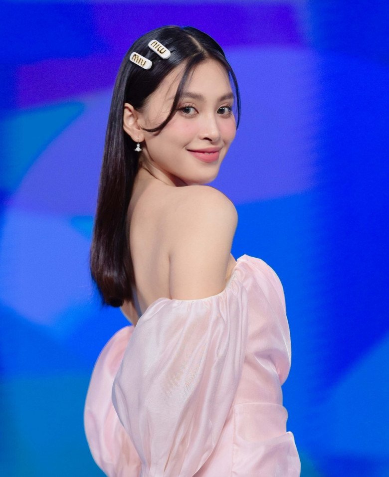 Hoa hậu Việt bị đồn yêu Vua cà phê Đặng Lê Nguyên Vũ, giờ tán trai đẹp 1m83 nhưng được khen ...