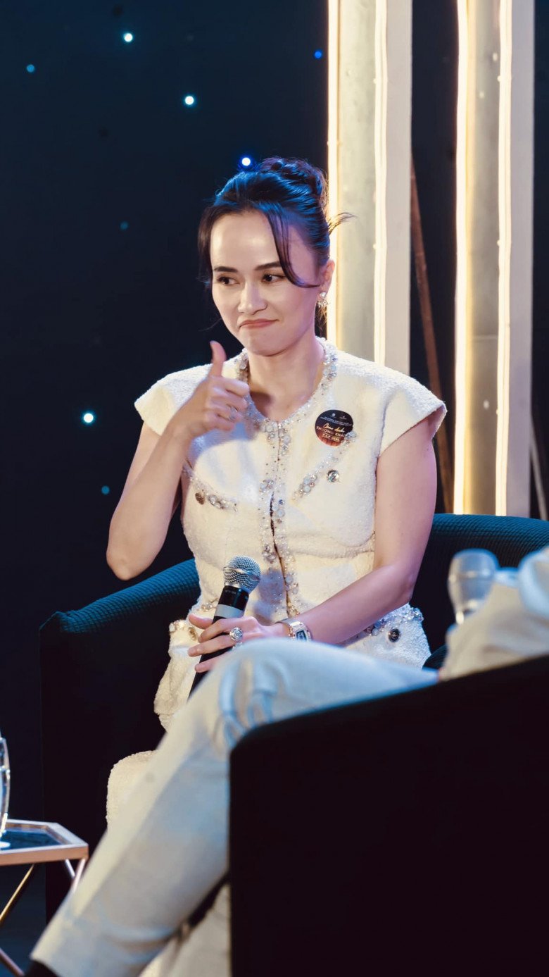 Vợ quyền lực của MC Hoa Thanh Tùng ngày càng giỏi giang, xinh đẹp nhưng Xuân Bắc lại gọi là tay ...