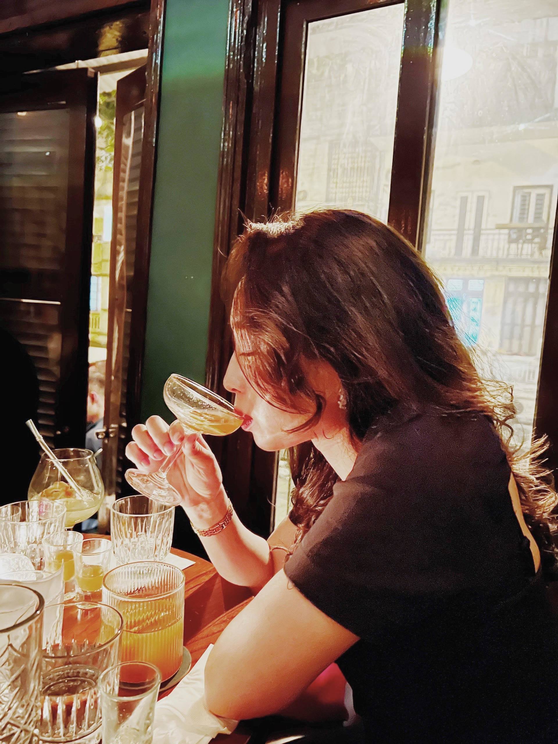 Hidden bar là gì? Những lưu ý để có một trải nghiệm hidden bar "chuẩn ...