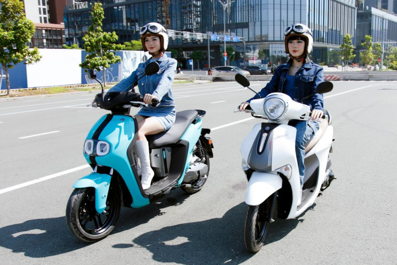 Ming Ming và Camlei đọ dáng cực ngầu bên phụ kiện siêu chất