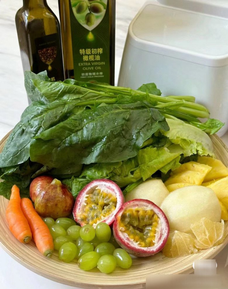 Không ăn sáng mà bơm vitamin với loại nước này, cô gái mặt mụn, da ngăm ...