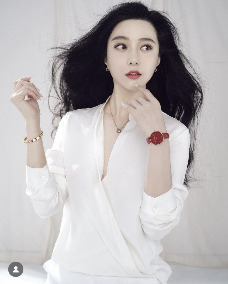 Phạm Băng Băng là bà hoàng lên đồ che tay bắp chuối, đứng trước rừng máy ảnh không bị dìm