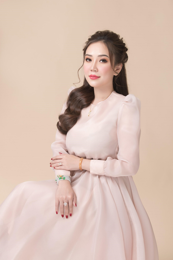 Đoàn Yến Nhi - người phụ nữ tạo cảm hứng cho các bà mẹ đơn thân