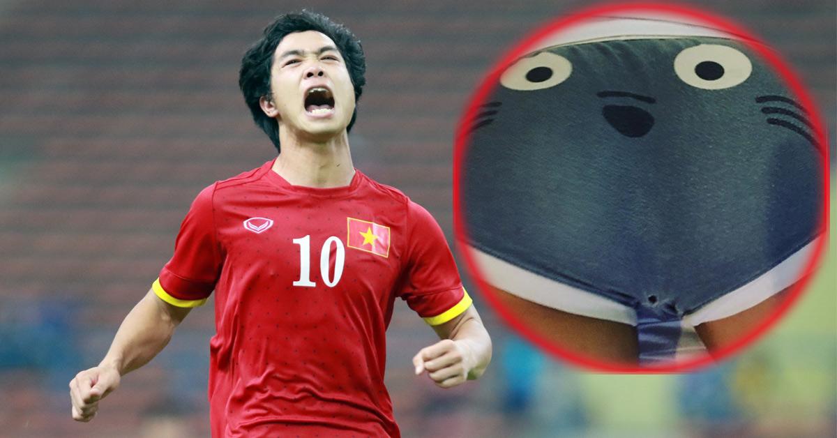 Anh dũng trên sân cỏ nhưng không thể ngờ Cuồng Phong Công Phượng lại ...