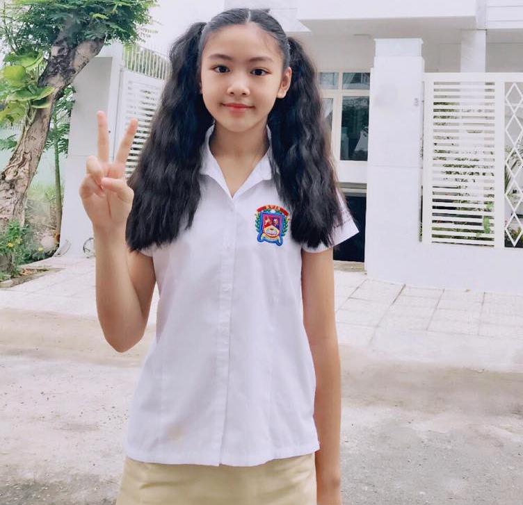 Bà xã Quyền Linh đăng ảnh cận mặt con gái lớn, dân mạng nháo nhào vì ...