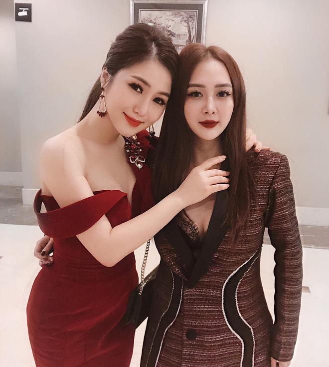 Em Gái Mưa Của Hương Tràm Gây Sốt Vì Quá đẹp đôi Chân Dài Thẳng Tắp Dù