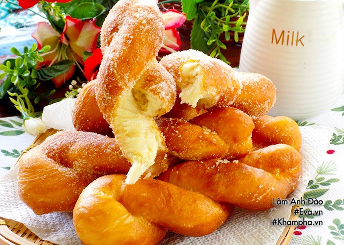 Mẹ đảm làm bánh mì xoắn quẩy ngon con ăn hết vẫn đòi nữa