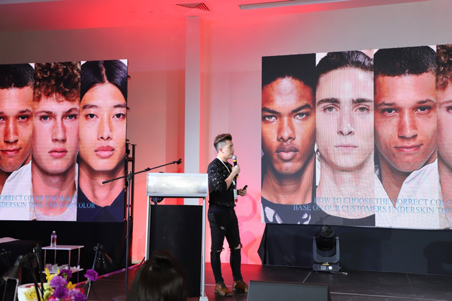 Master Kevin Le làm diễn giả thuyết giảng kĩ thuật tại giải đấu phun ...