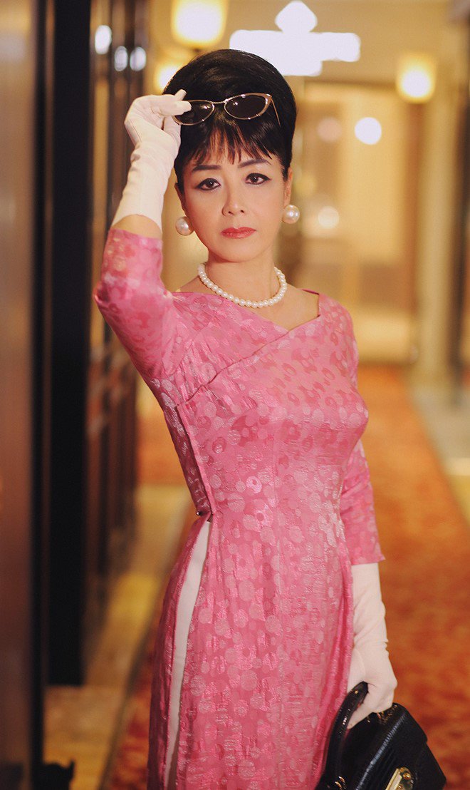NSƯT Chiều Xuân xuất sắc tái hiện hình ảnh huyền thoại của bà Trần Lệ Xuân