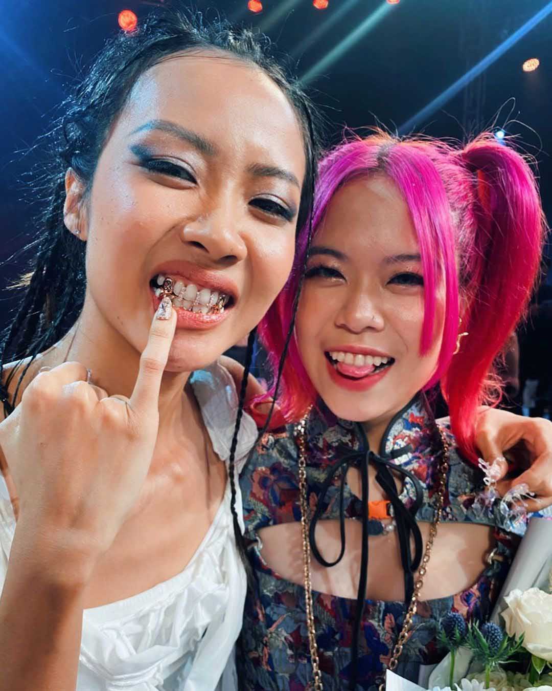 Nữ hoàng Rap Việt gọi tên Suboi: răng bọc kim cương cùng bộ vuốt tốn ...