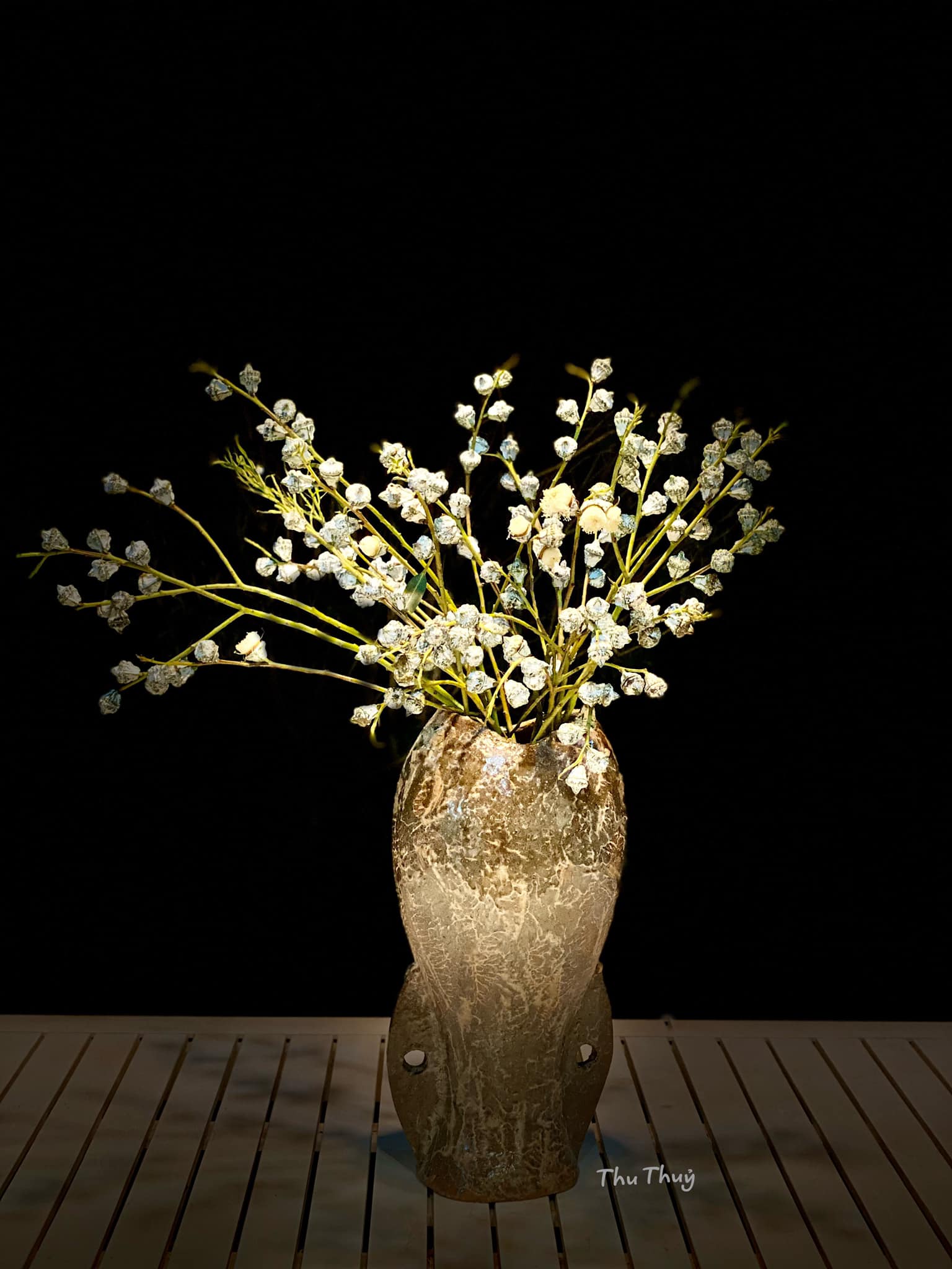 Nở rộ trào lưu cắm hoa ô mai: Trưng bền cả tháng, thơm dễ chịu giúp thư ...