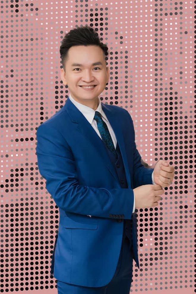 Nam MC VTV bị bệnh nặng, bạn gái bỏ: Giờ cưới vợ có con vẫn giấu mặt bà xã