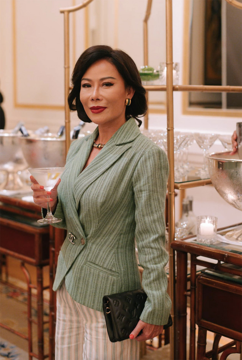 Lệ Thu Guillon - "Người phụ nữ không tuổi” với phong thái tự tin, yêu đời