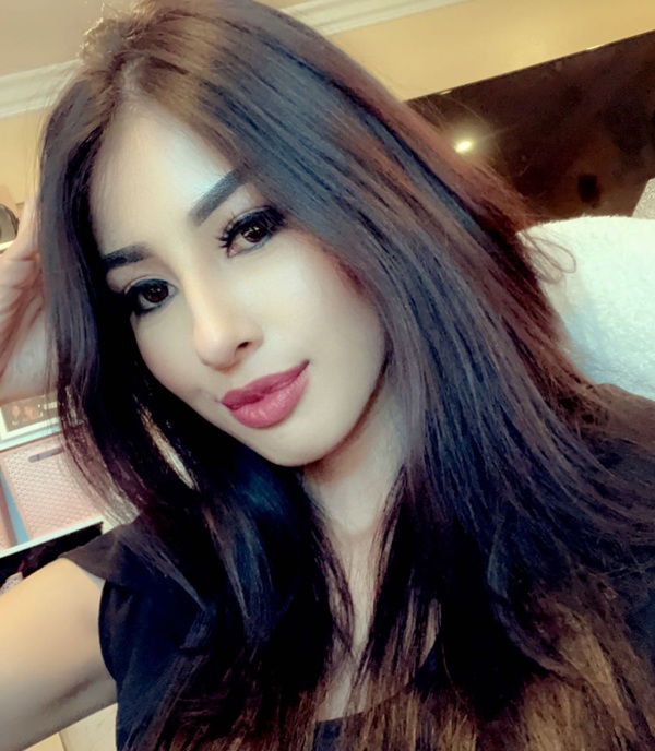 Em gái Jennifer Phạm mang nét lai Tây, đẹp không kém chị gái Hoa hậu
