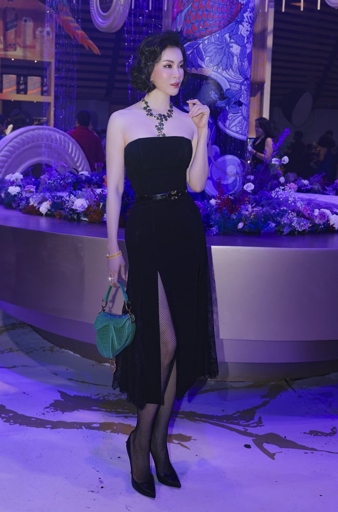 MC Thanh Mai trẻ trung thách thức thời gian nhờ lối sống tích cực