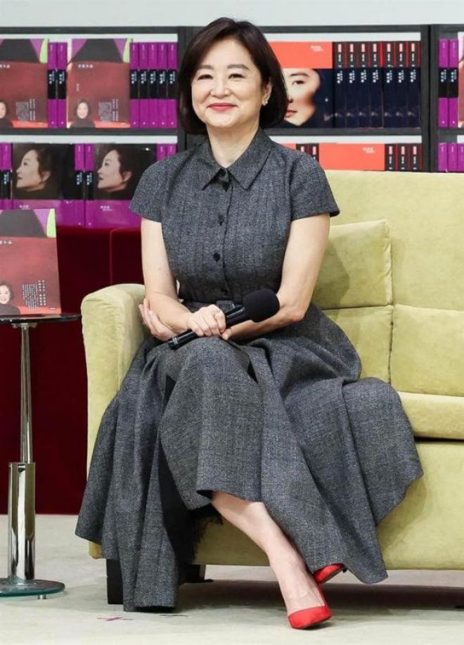 Ở tuổi U70, Lâm Thanh Hà vẫn là huyền thoại nhan sắc 50 năm mới có 1 người