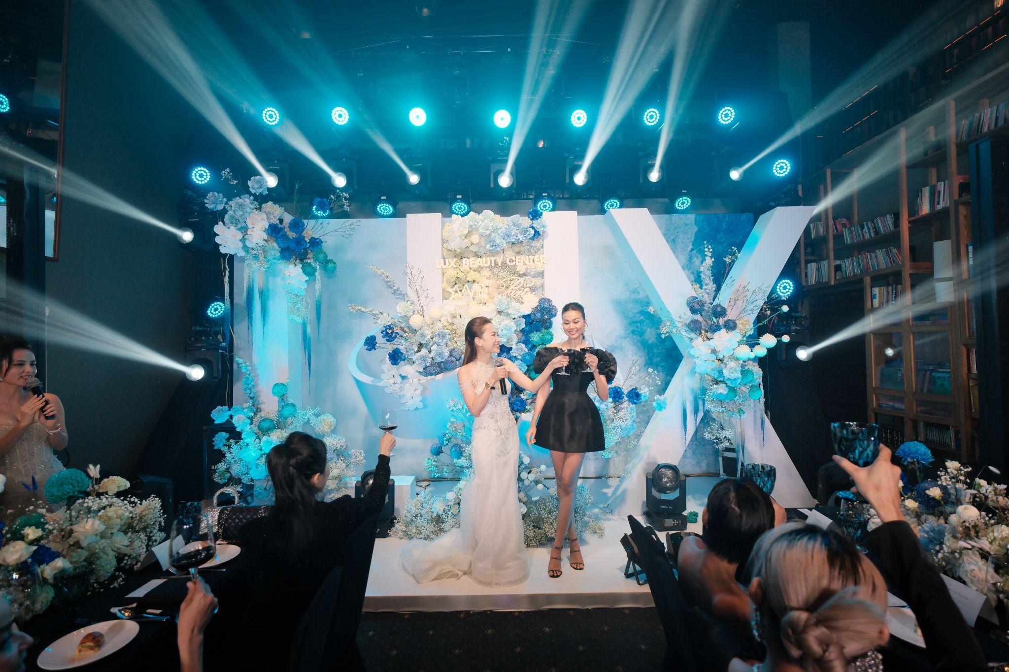 Dàn mỹ nhân Việt khoe sắc trong đêm tiệc VVIP của Lux Beauty Center