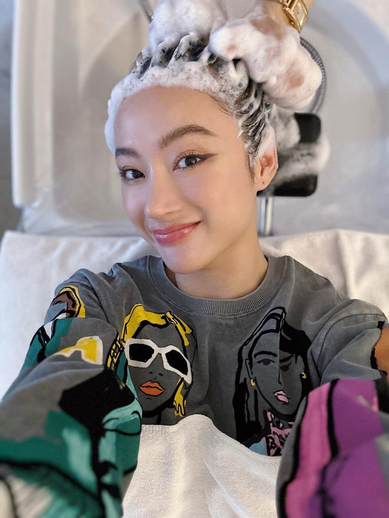 Tưởng Hiền Hồ lên xe hoa, nhưng là Angela Phương Trinh vừa cắt phăng ...