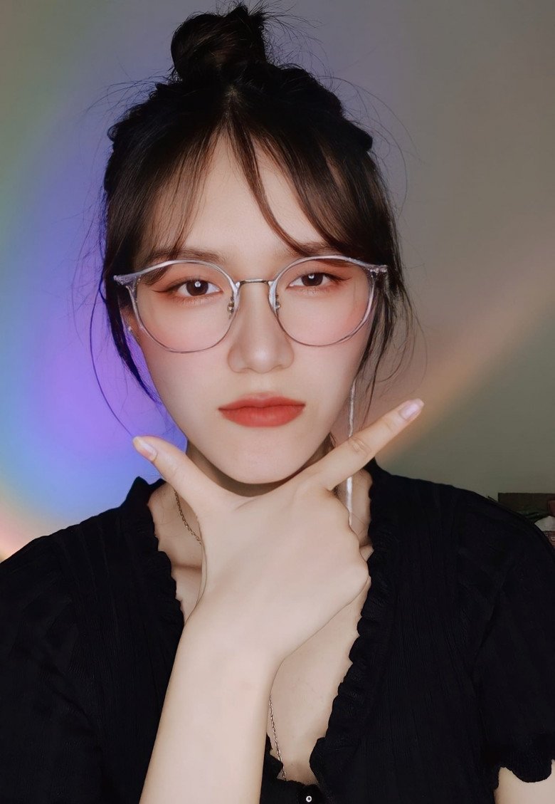 Những hotgirl tuổi Mão tài sắc vẹn toàn, không là ái nữ nhà giàu cũng nổi tiếng đình đám