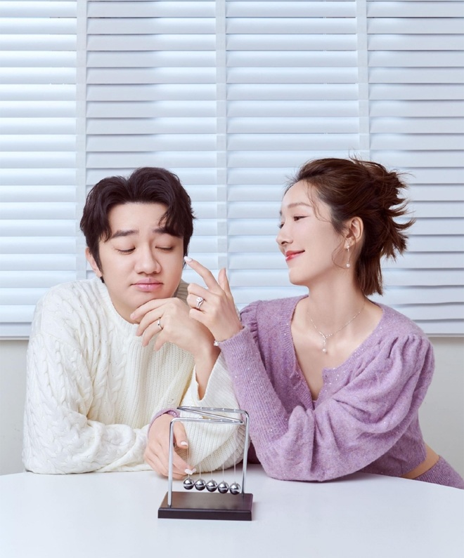 Hoa hậu cao 1m75 quyết lấy "chú lùn” chỉ 1m63, sau 7 năm vợ chồng quyết ...